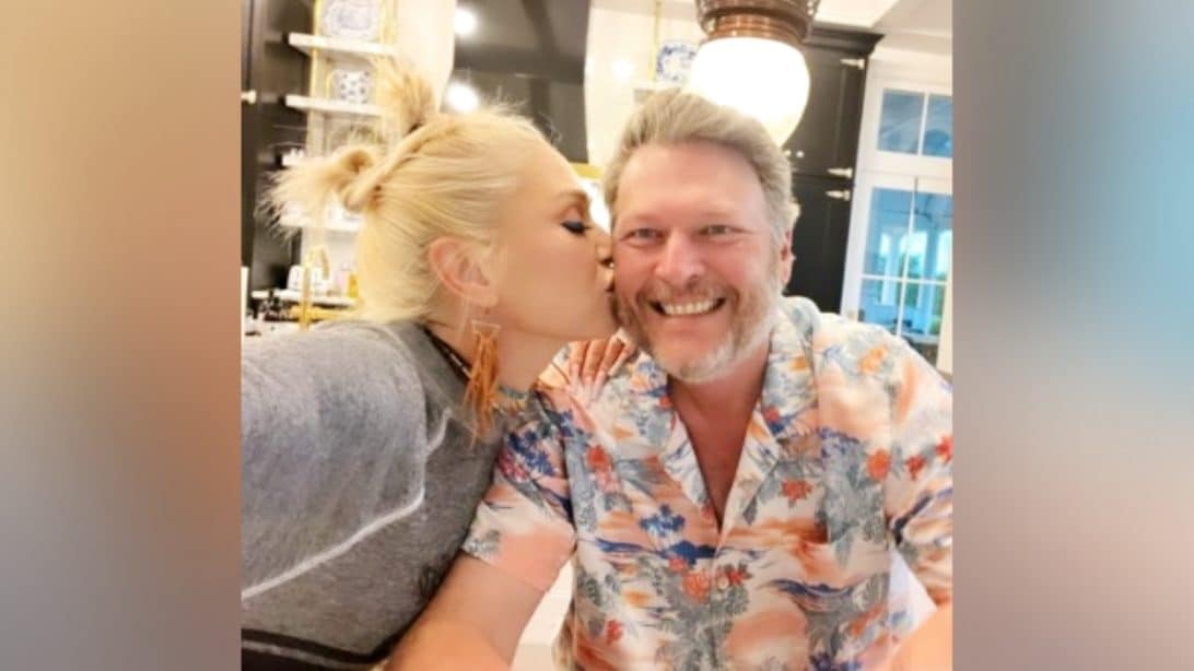 Waylon Jennings’ ‘Man Of Constant Sorrow’ Sounds Nothing Like The ...