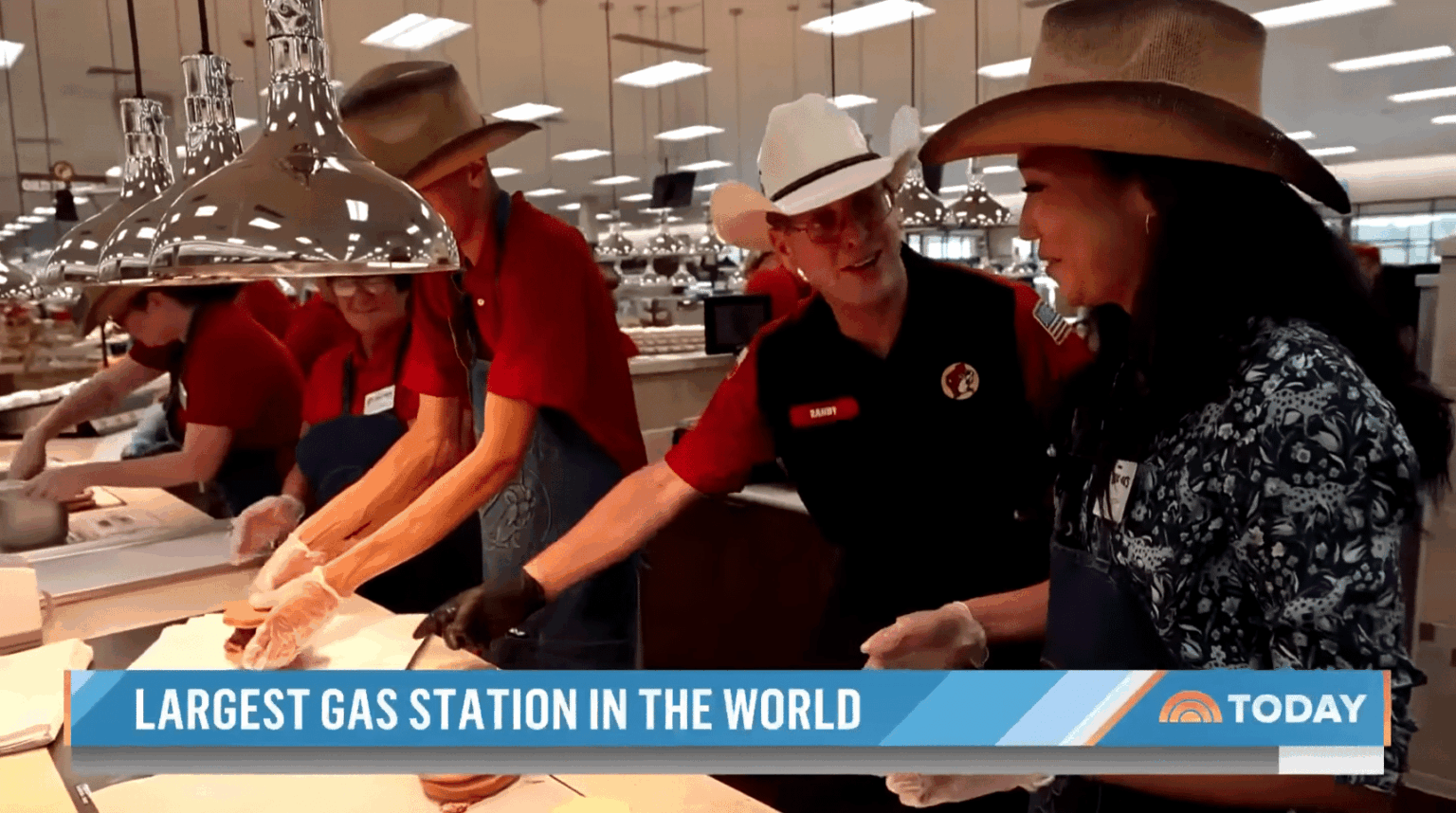 The World's Largest Gas Station Just Opened In Tennessee (Buc-ee's)