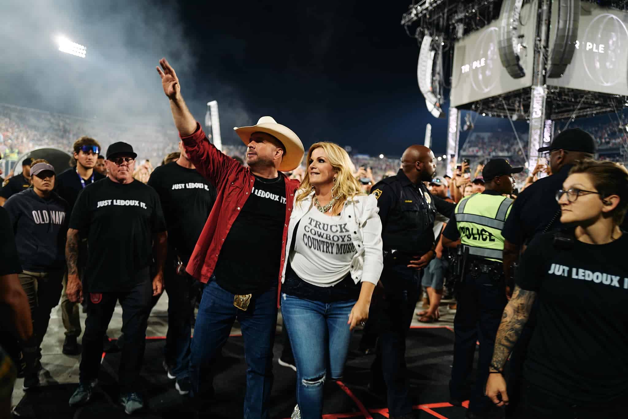 Trisha Yearwood Debuts Bold New Look