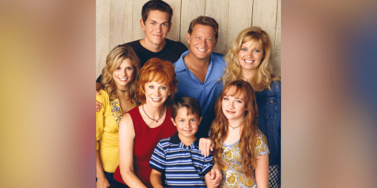 Reba McEntire Set To Reunite With "Reba" Co-Star For New Show