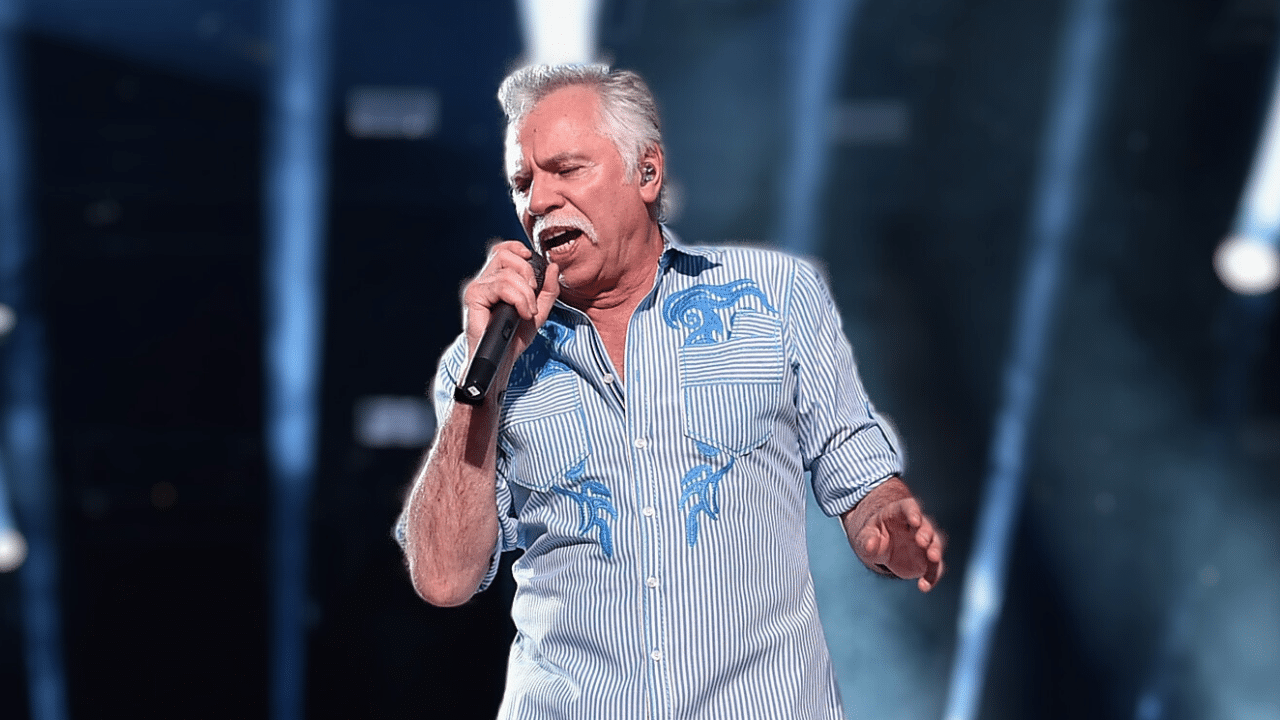Remember Joe Bonsall Of The Oak Ridge Boys With Performance Of His ...