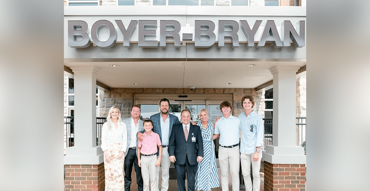 Luke Bryan Sponsors Massive Hospital Expansion Project In Honor Of Late ...