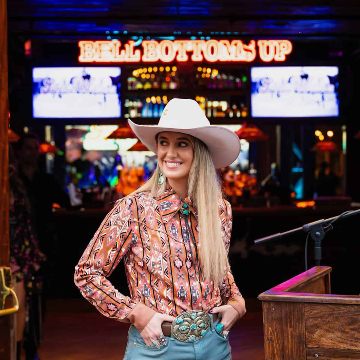 Lainey Wilson Celebrates Grand Opening Of Bell Bottoms Up Bar In Nashville