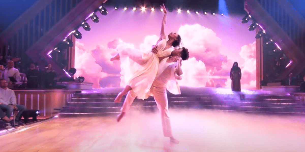 Chandler Kinney Performs "Beautiful" Routine To "I Hope You Dance" On ...