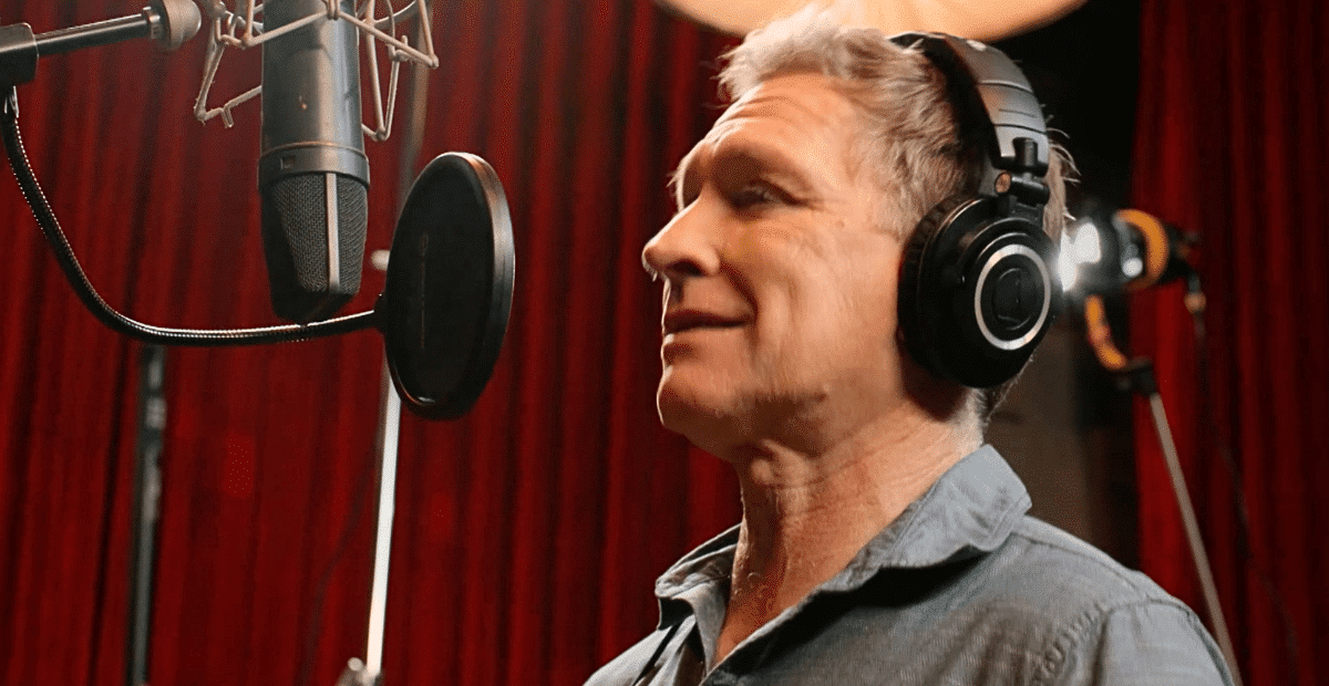 Craig Morgan Gives Powerful Performance of "Soldier" With the Six ...