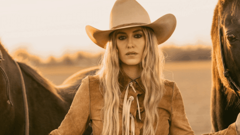 Lainey Wilson Shares How ‘Yellowstone’ Helped Launch Her Career, "It ...
