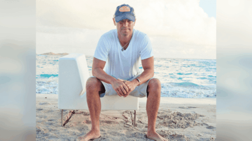 Kenny Chesney To Release His First Book, "Heart Life Music"