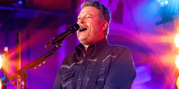 10 Country Singers Who Played Football