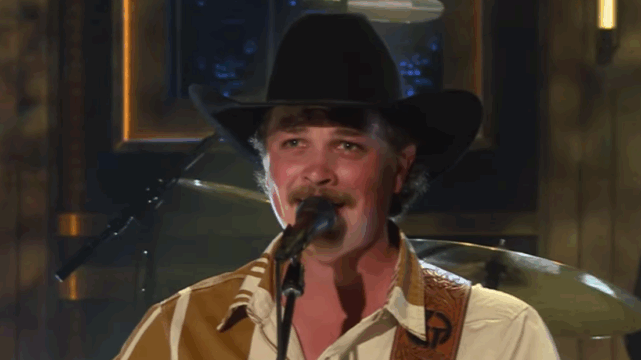 Zach Top Delivers Pure Country Performance Of "I Never Lie" On Jimmy Fallon