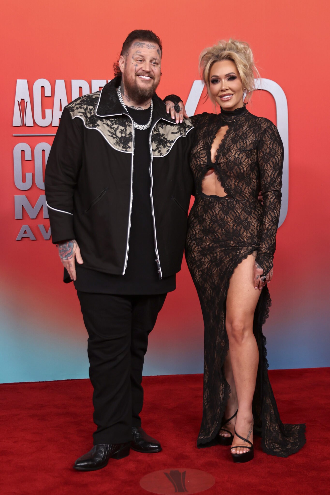 Jelly Roll Gives Emotional Speech Of Gratitude In Front Of 80,000 Fans