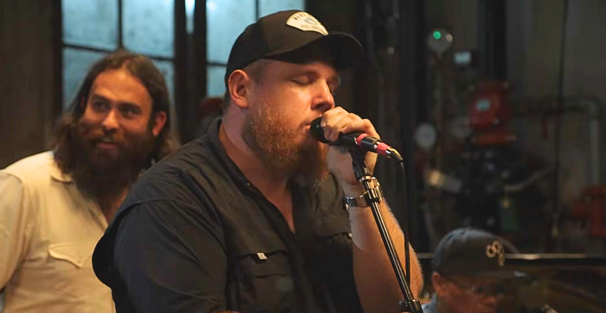 Luke Combs Covers Sam Cooke's Classic "Bring It On Home To Me"