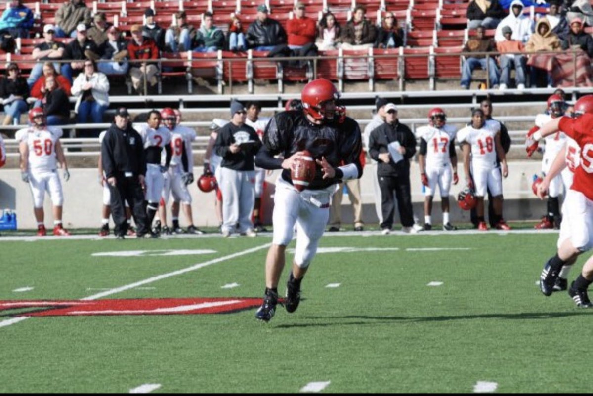 12 Country Singers Who Played Football Before Finding Their Voice