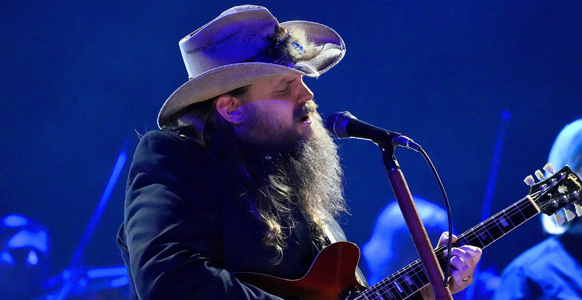 Chris Stapleton Suddenly Postpones Shows Due To Illness, Reschedules ...